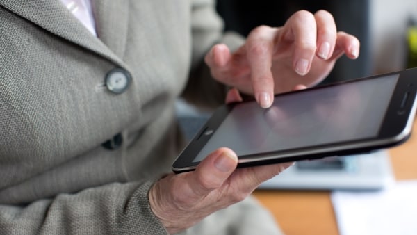 Understanding Invisible Payments - PwC India